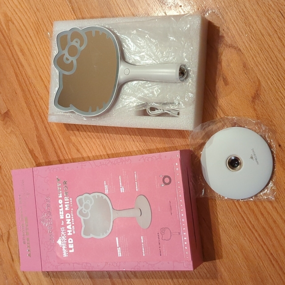 Impressions | Other | Hello Kitty Led Handheld Makeup Mirror With ...